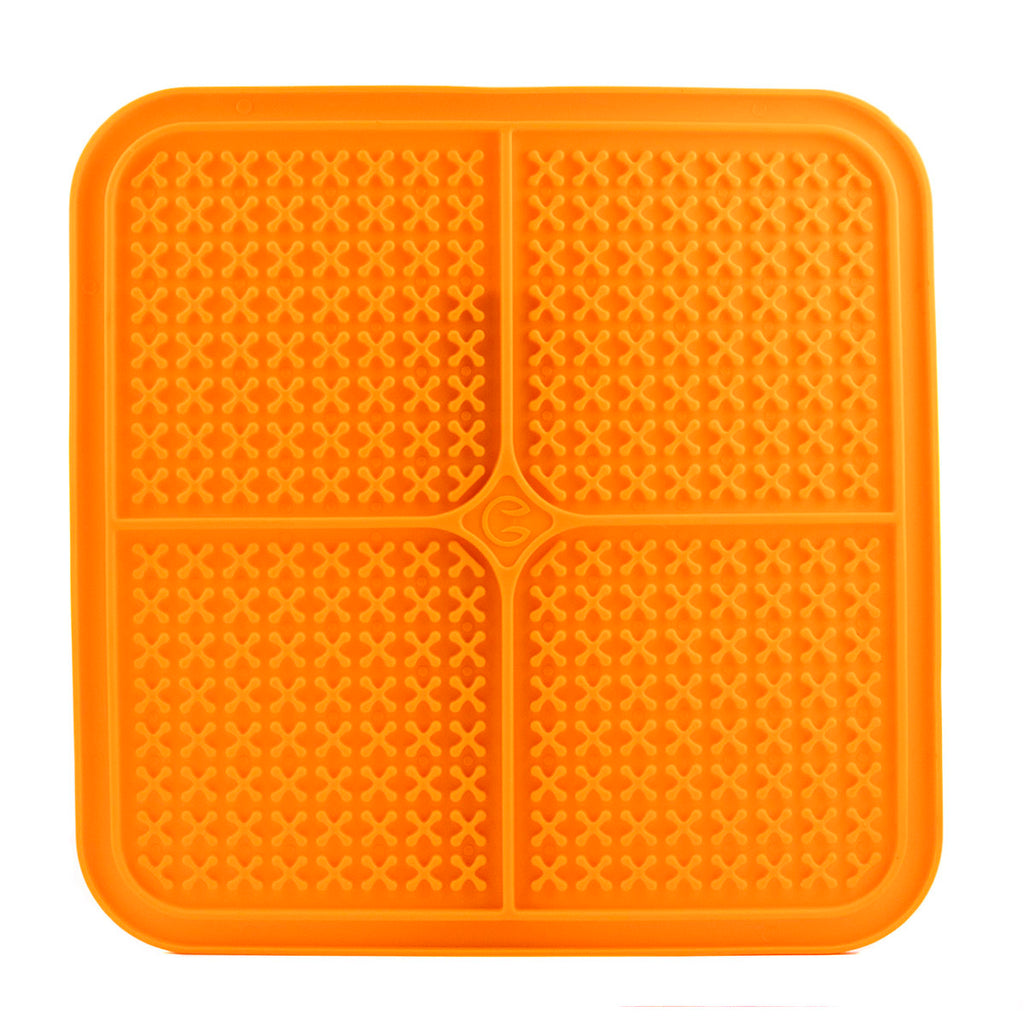 Slow Feeder Mat – Mahogany Veterinary Clinic